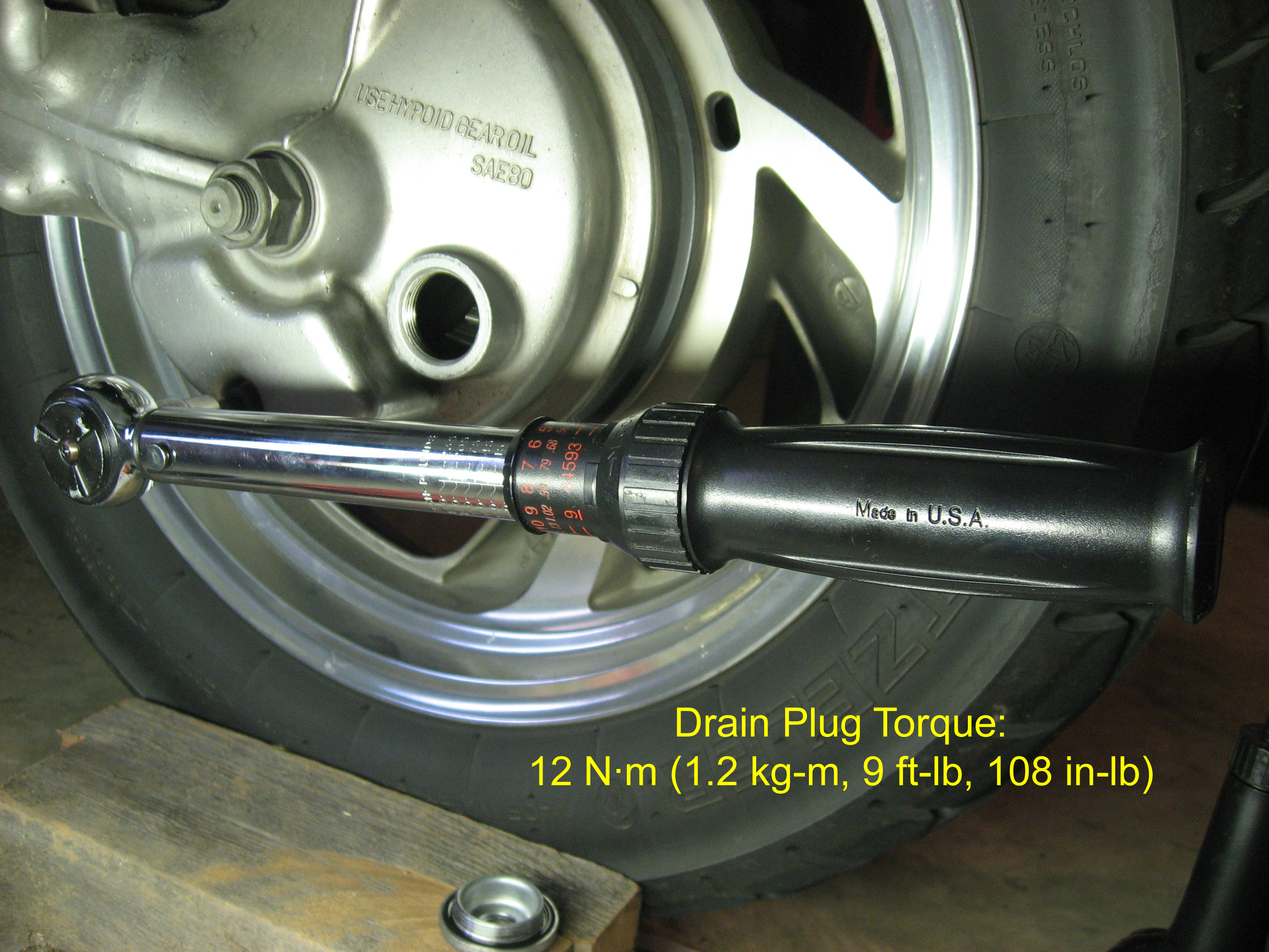 MWPCRC - PC800 Final Drive Oil Change